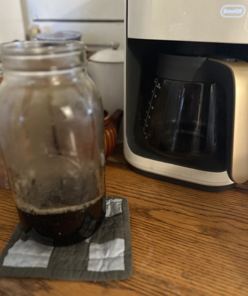 How Long Does Brewed Coffee Last in the Fridge?